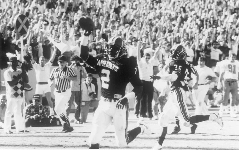 Sterling Sharpe becomes first Gamecock inducted into Pro Football Hall ...