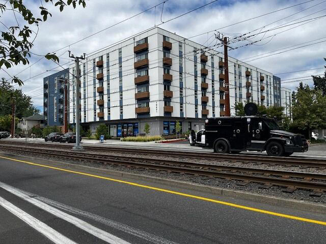 Suspect surrenders to police after hours-long standoff on Portland ...