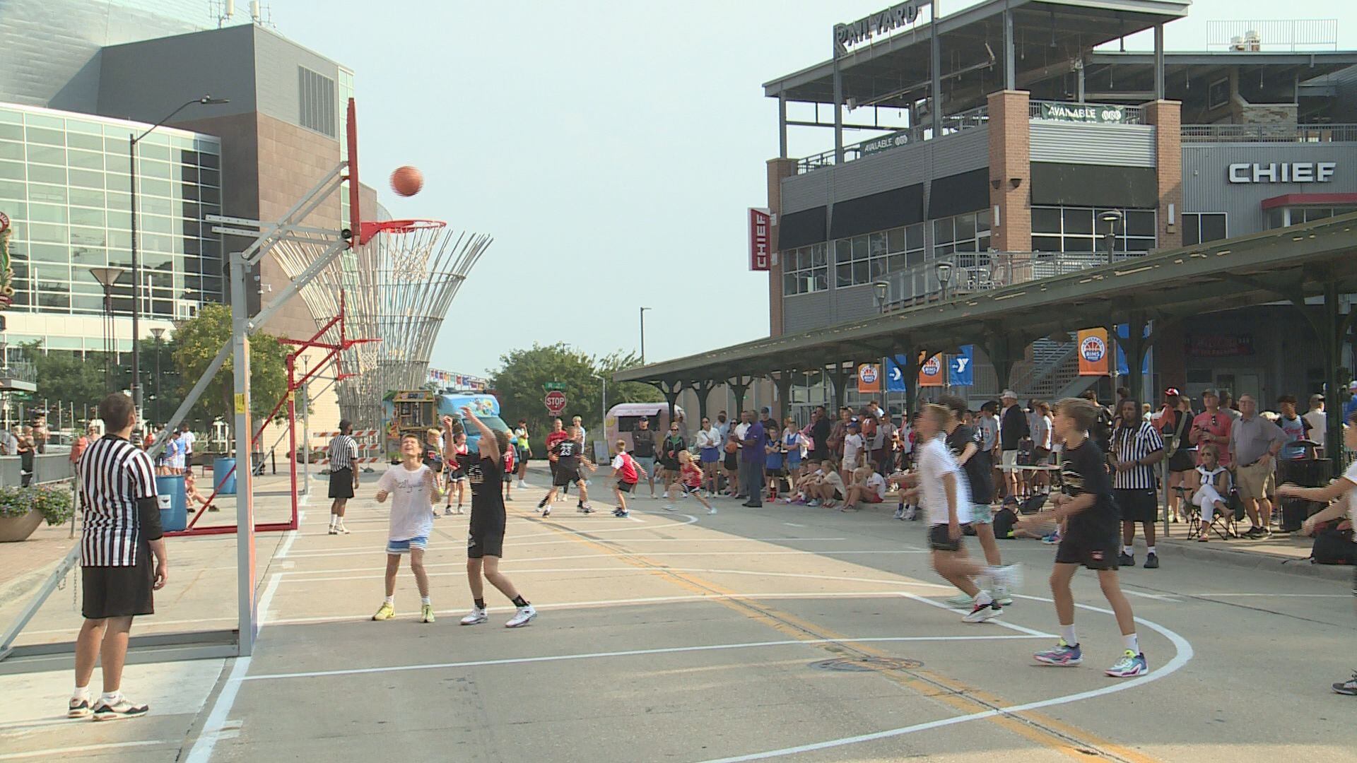 ‘It’s just fun’: Charity basketball tournament brings hoops for hope to ...
