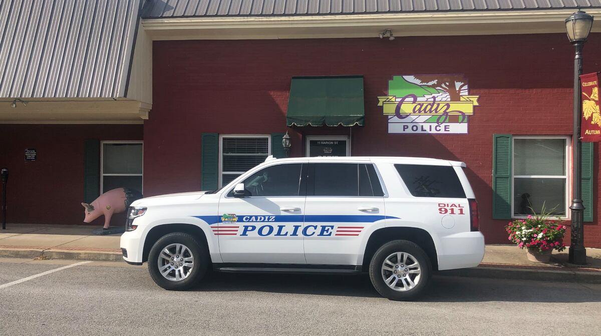 Teen flown to Nashville hospital after falling off moving vehicle in KY ...