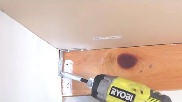 The Best Way To Attach Laminate Countertops To Your Cabinet