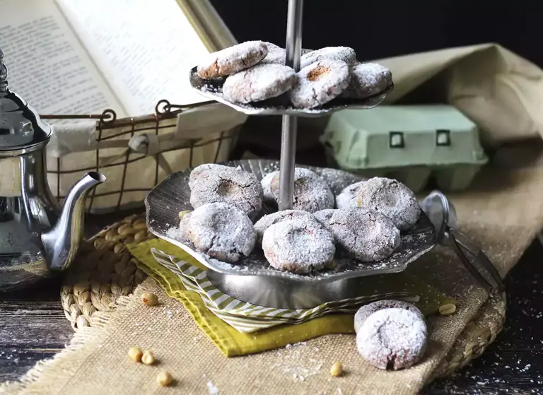 Ghriba almond and coconut cookies, a classic of moroccan pastry making