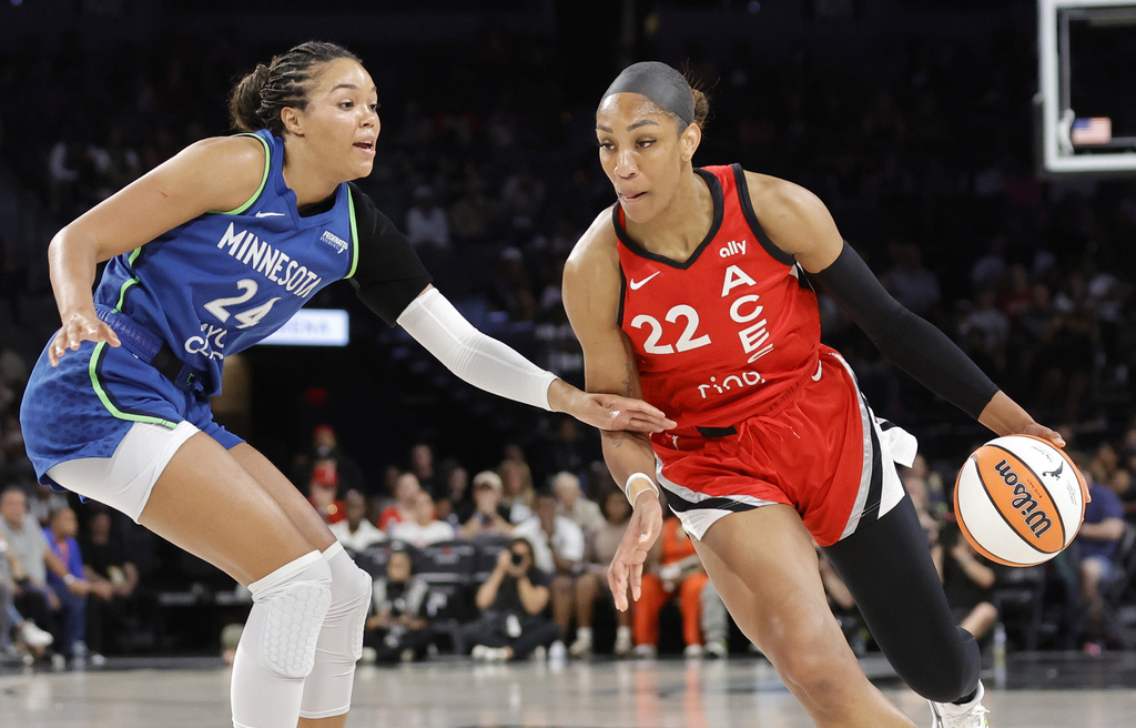 MVP frontrunner Napheesa Collier leaves during Lynx's 53-point blowout ...