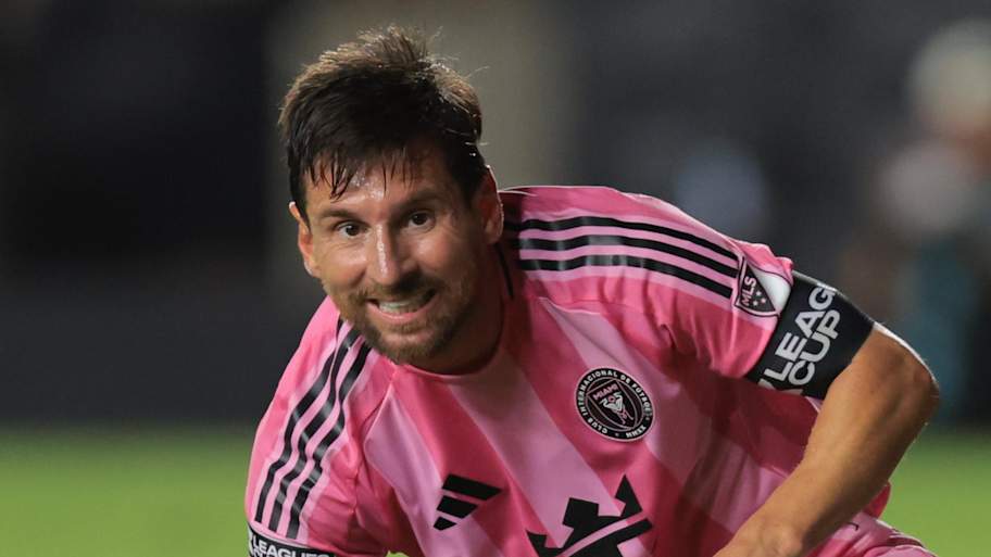Lionel Messi Suffers Injury in First Half of Inter Miami vs. Necaxa ...