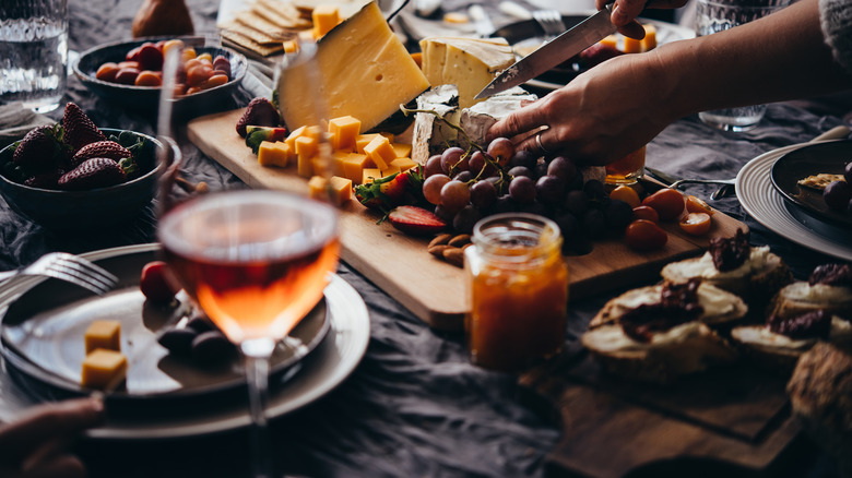 Tips You Need When Cooking With Wine