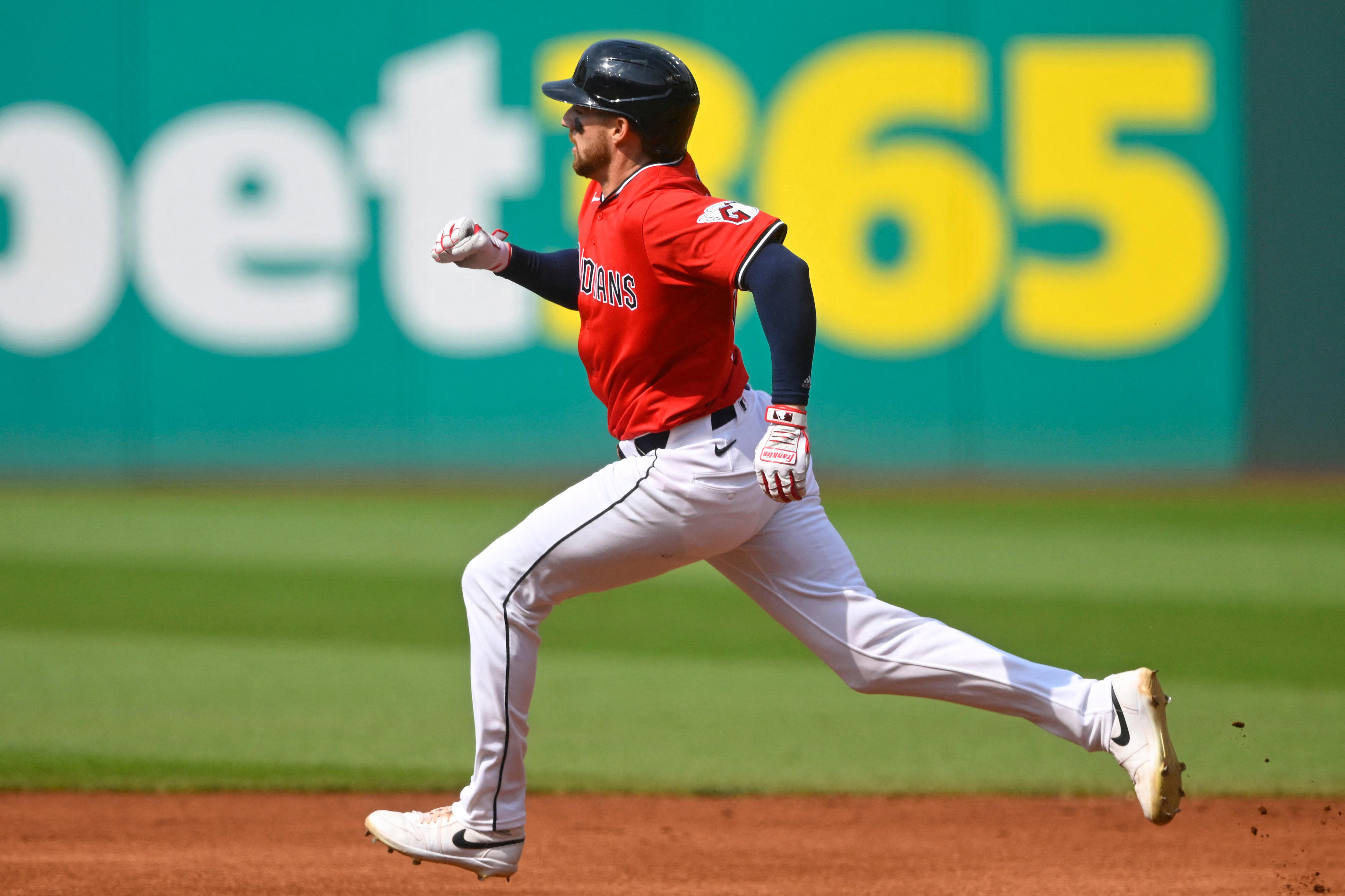 Guardians score, recap vs Twins | Hunter Gaddis locks down 9th inning ...