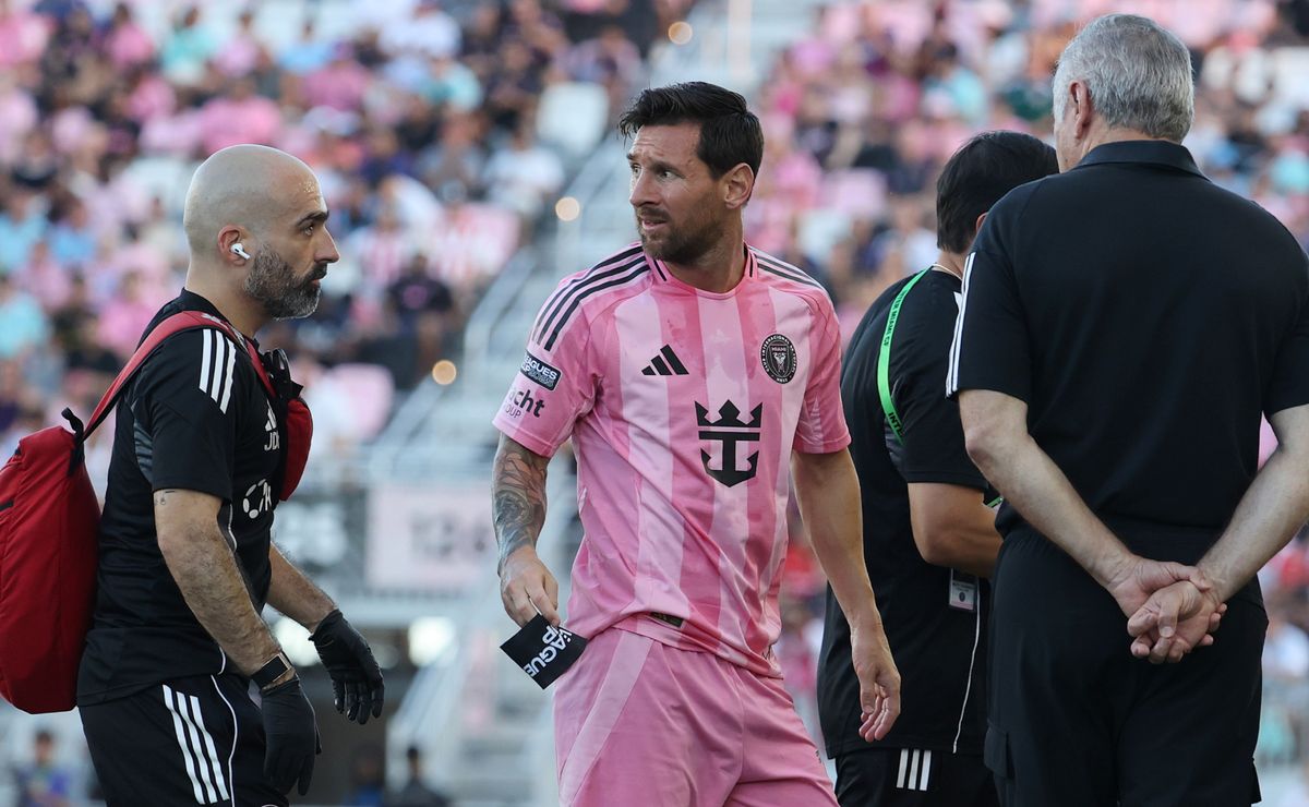 Alerta en Inter Miami: la lesión de Messi ante el Necaxa de Fernando ...