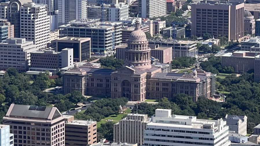 Texas House committee advances congressional redistricting plan