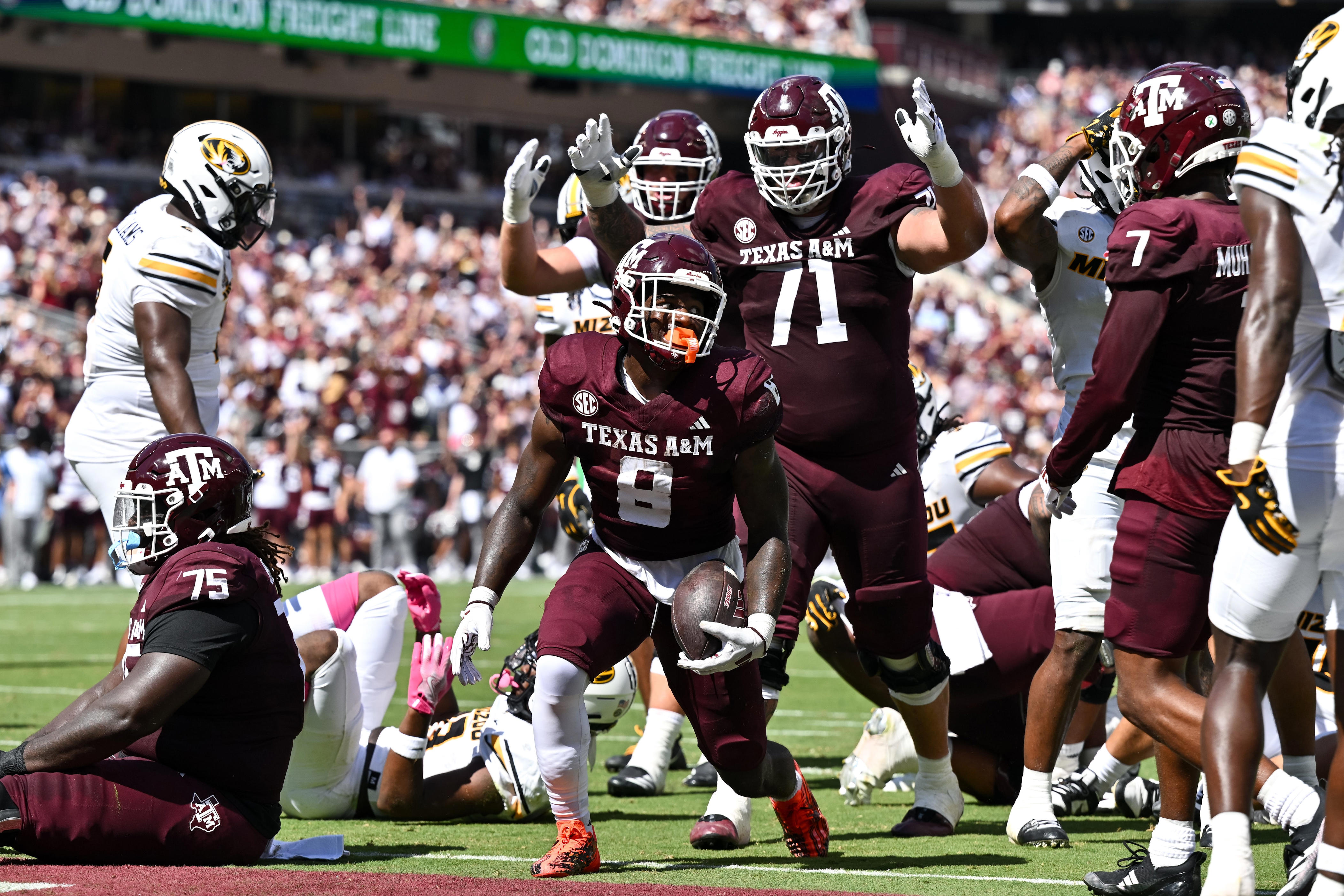 Everything Texas A&M veteran running back, transfer DL said after ...