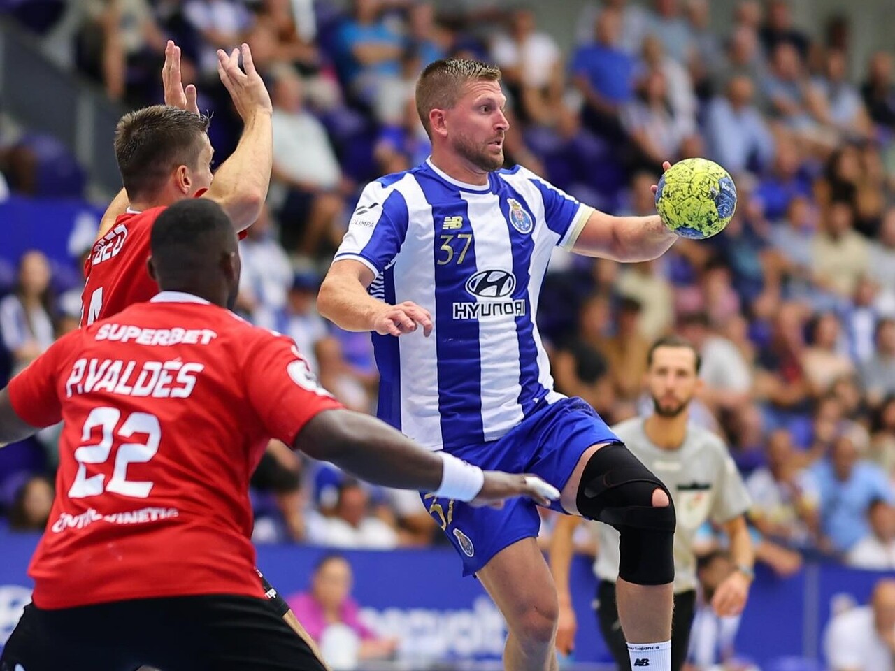 FC Porto 2025/2026 apresentou-se perante os adeptos: quais as ...