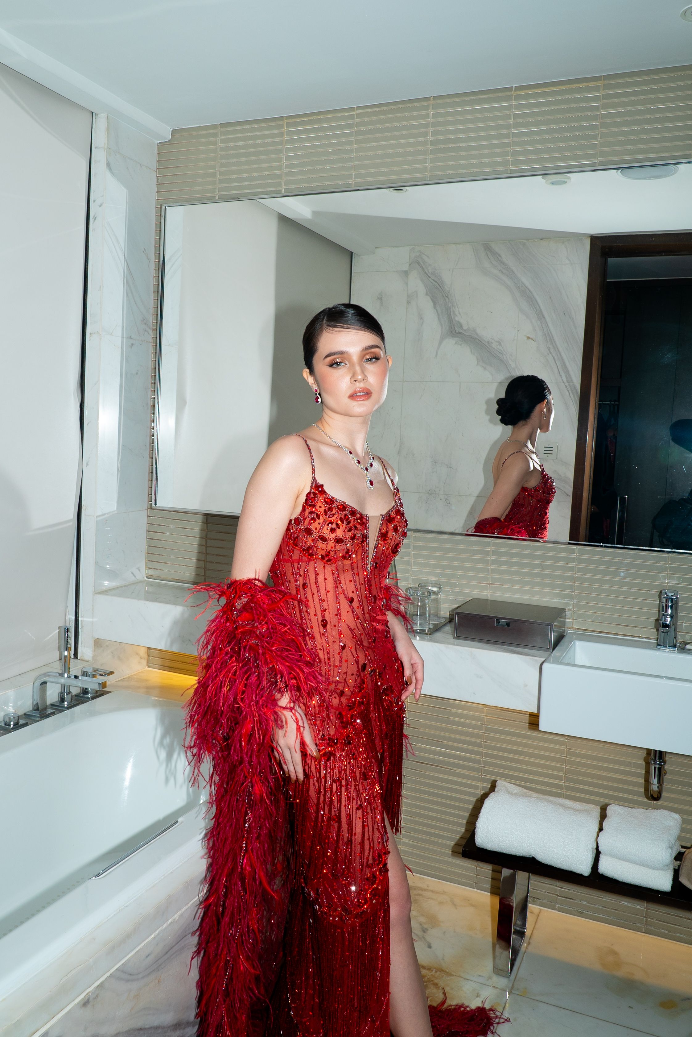 Metro Exclusive: Pre-Blue Carpet With Bianca de Vera, Sofia Pablo, Ashley Ortega, and Kira ...