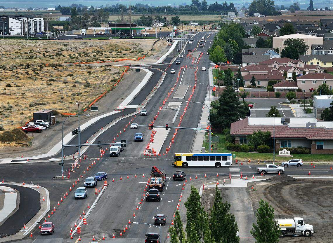 Pasco weighs new car tab fee that would pay for $1.3M in annual road work