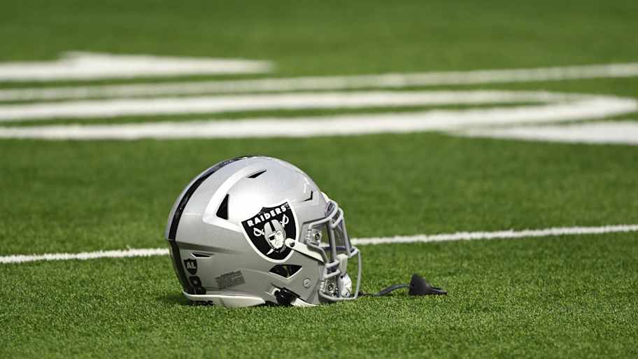Raiders Prompted to Retire Legendary Quarterback's Number