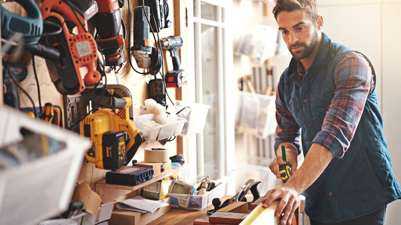 The One Type Of DIY Tool You Should Never Store In A Garage