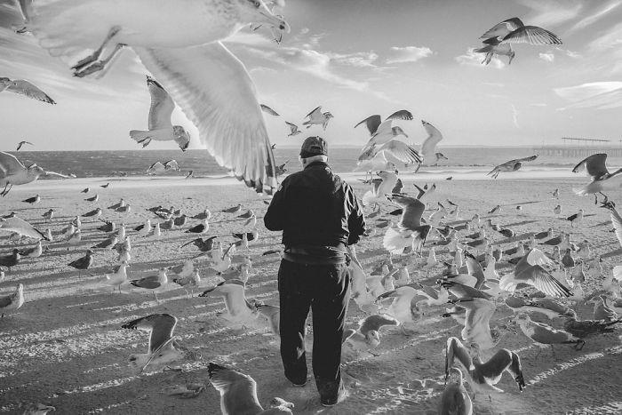 I Photographed The Loneliness In New York, And Here Are My Best 18 Photos