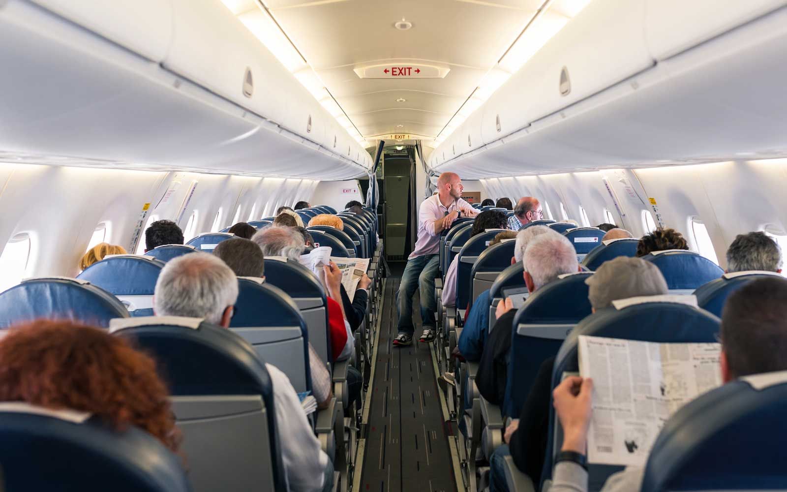 How this TSA-approved water bottle hack helps me stay hydrated the ...