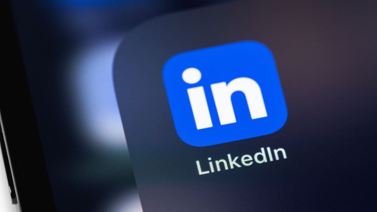 LinkedIn has a new way to keep you hooked on the site - more games, and I might be tempted