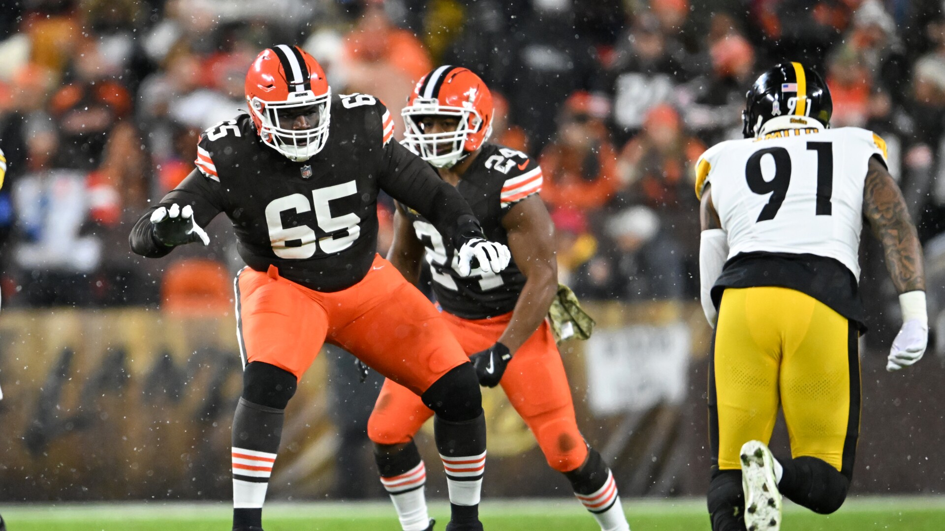 Dolphins sign OL Germain Ifedi