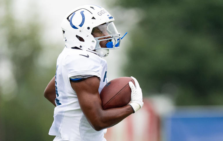 Indianapolis Colts' Jim Bob Cooter evaluates play of rookie RB DJ Giddens