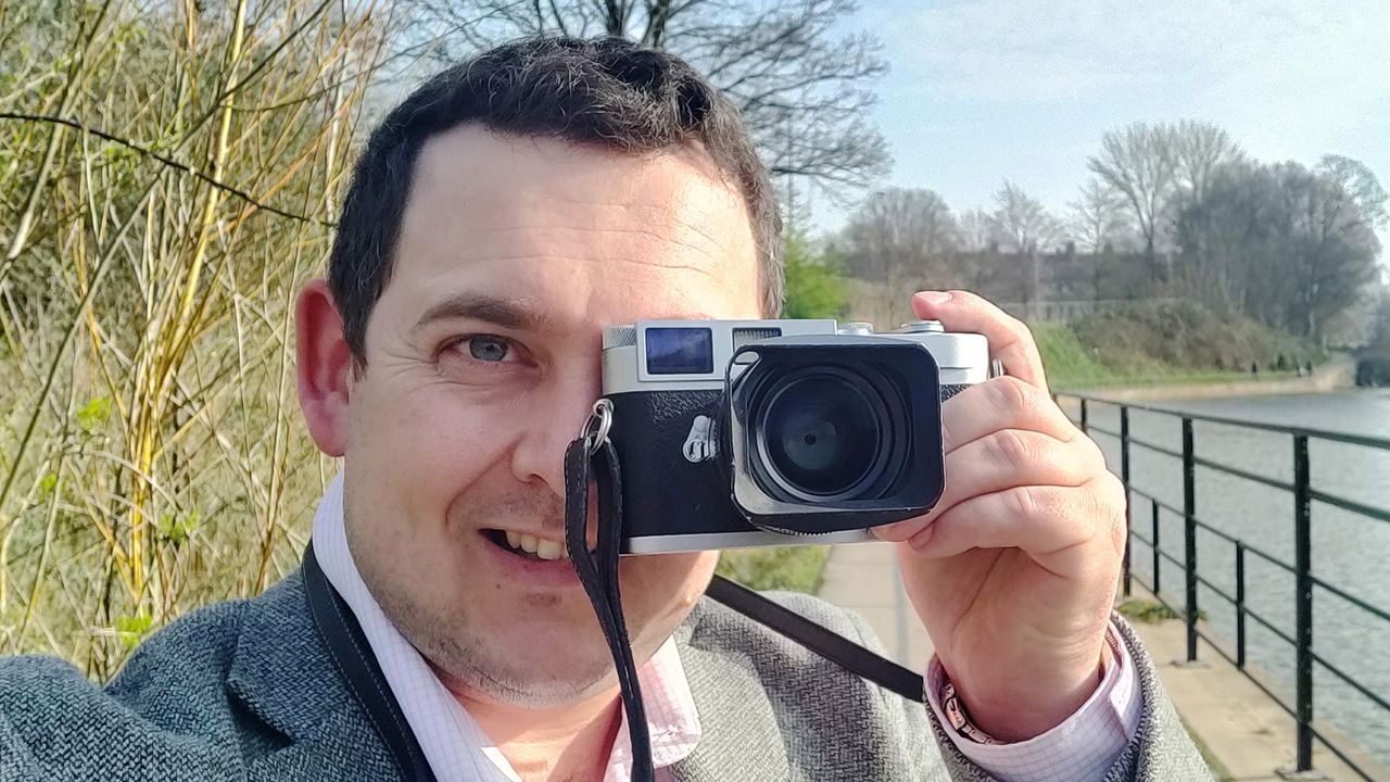 The joy of taking photos that no one else will ever see: stop feeding ...