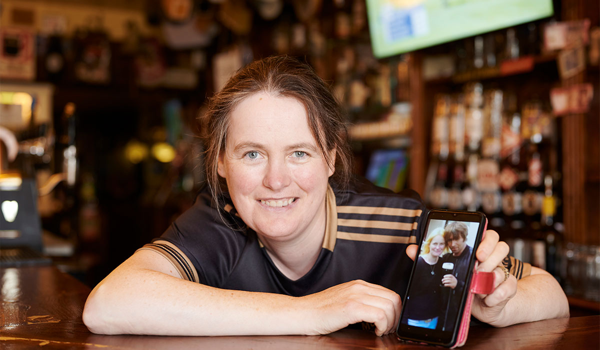 Mayo can't wait for Oasis to stop by to visit mum's hometown