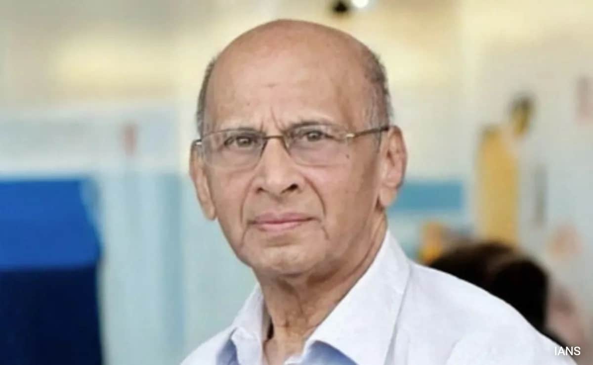 Kerala's '2-Rupee Doctor' AK Rairu Gopal Dies At 80