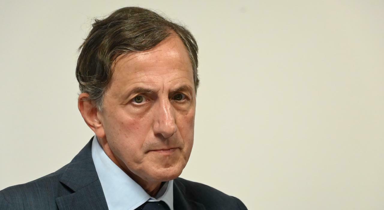 Carelli ha firmato l’atto aziendale dell’Ast Pesaro, il documento ...