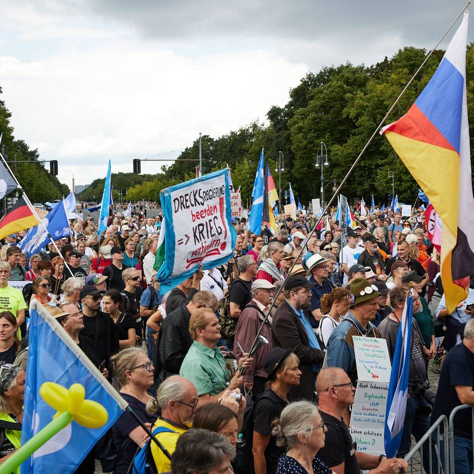 Mehr als 3000-„Querdenken“-Anhänger bei Demo in Berlin