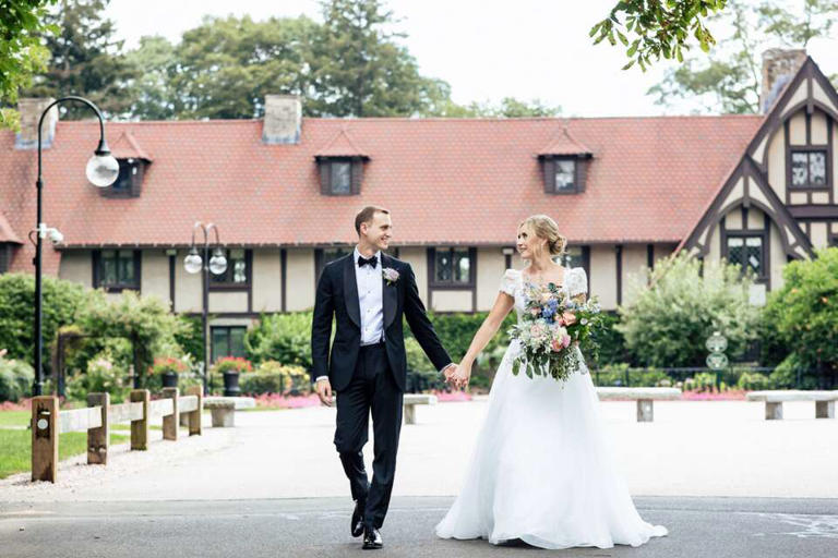 Connecticut wedding venue spotlight: Saint Clements Castle in Portland ...