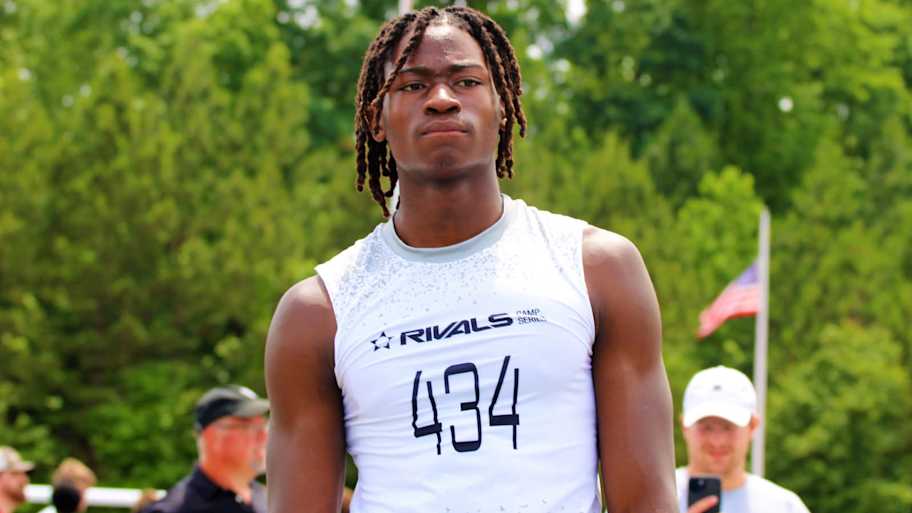 2027 QB Jayce Johnson Commits to Texas A&M Over Tennessee Football