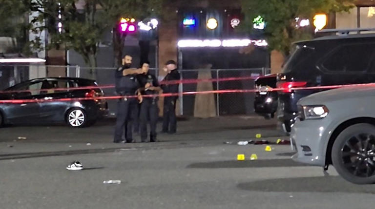 2 shot during ‘crowd disturbance’ outside Old Town bar