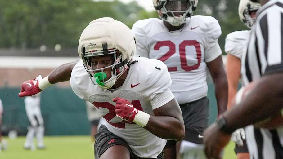 Alabama Linebacker Continuing To Improve Entering Second Season