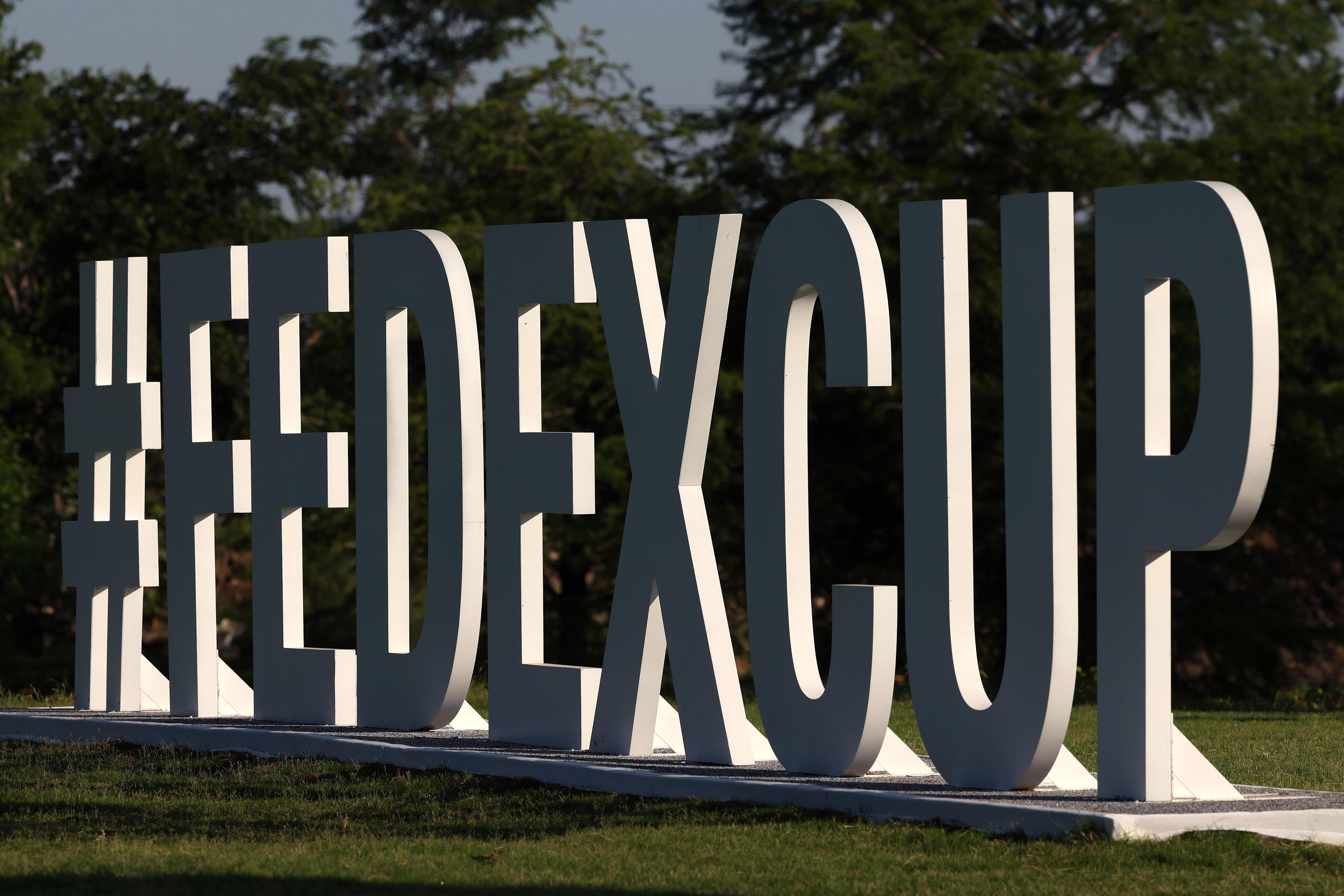 FedEx Cup Playoffs tracker: Who's in, who's out as top 70 is finalized ...