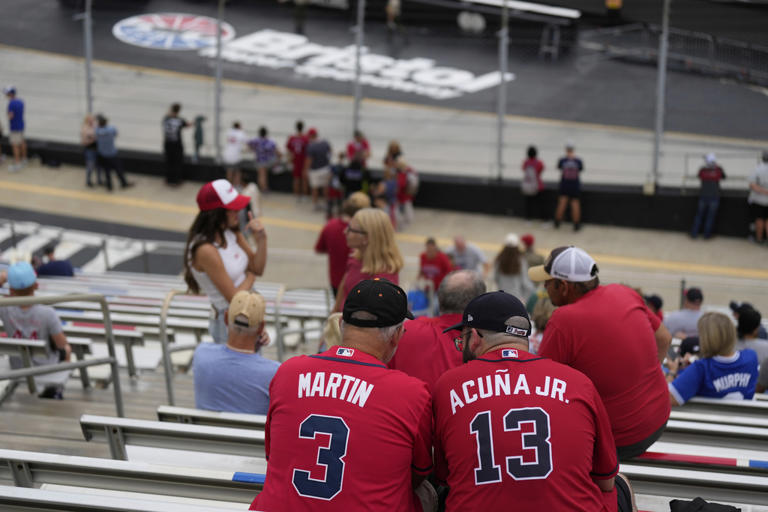 Play ball, take 2: The Braves take the MLB Speedway Classic at Bristol ...