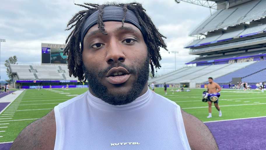 Anterio Thompson Makes His Play to Be UW D-Line Anchor