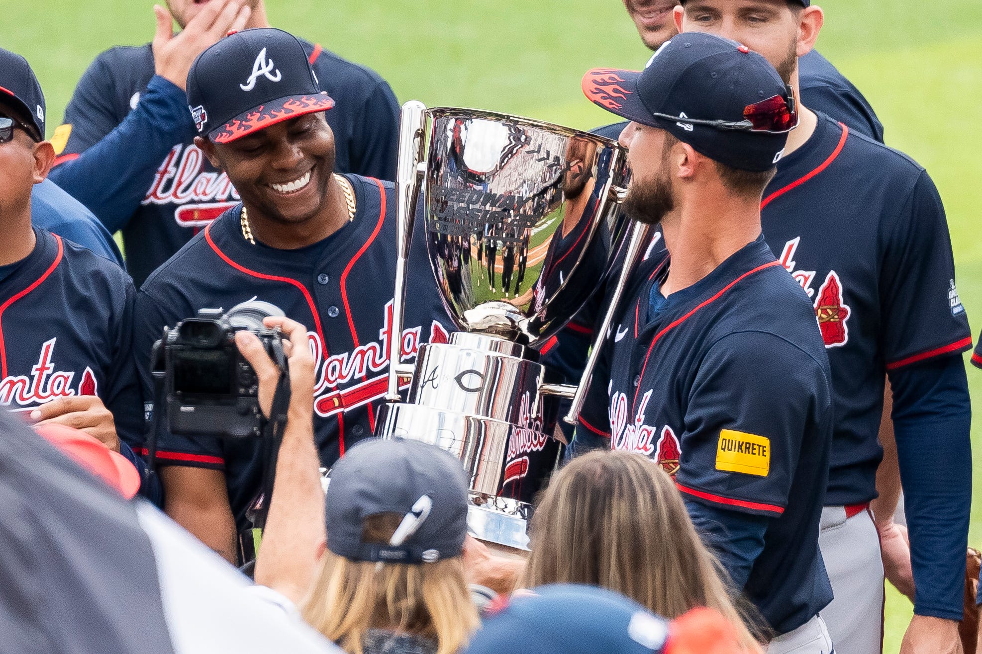 Clemson baseball alum Eli White helps lift Braves to MLB Speedway ...