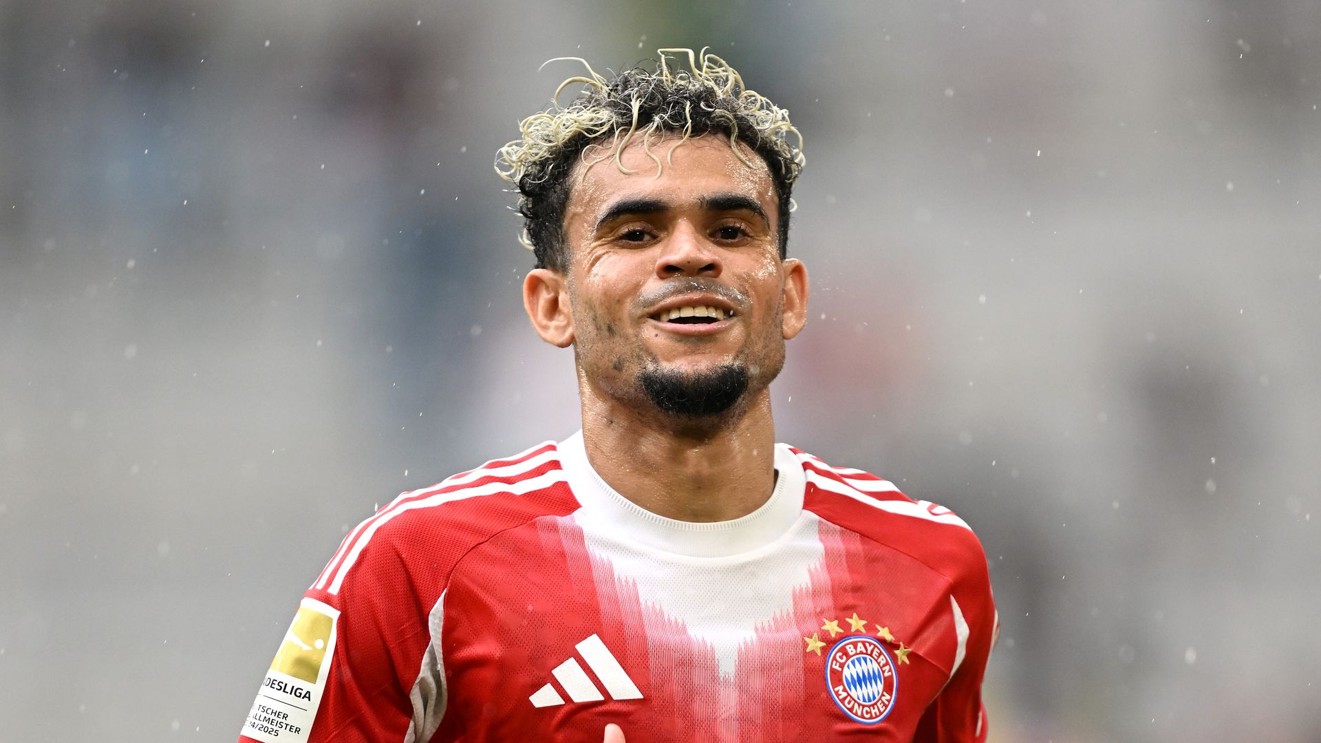 Bayern Munich survives wrath of injury gods after initial Luis Díaz scare