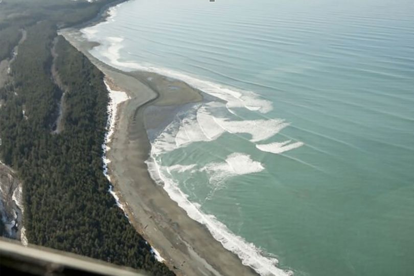 What is the largest tsunami to ever strike the US? How deadly 1,700 ft ...