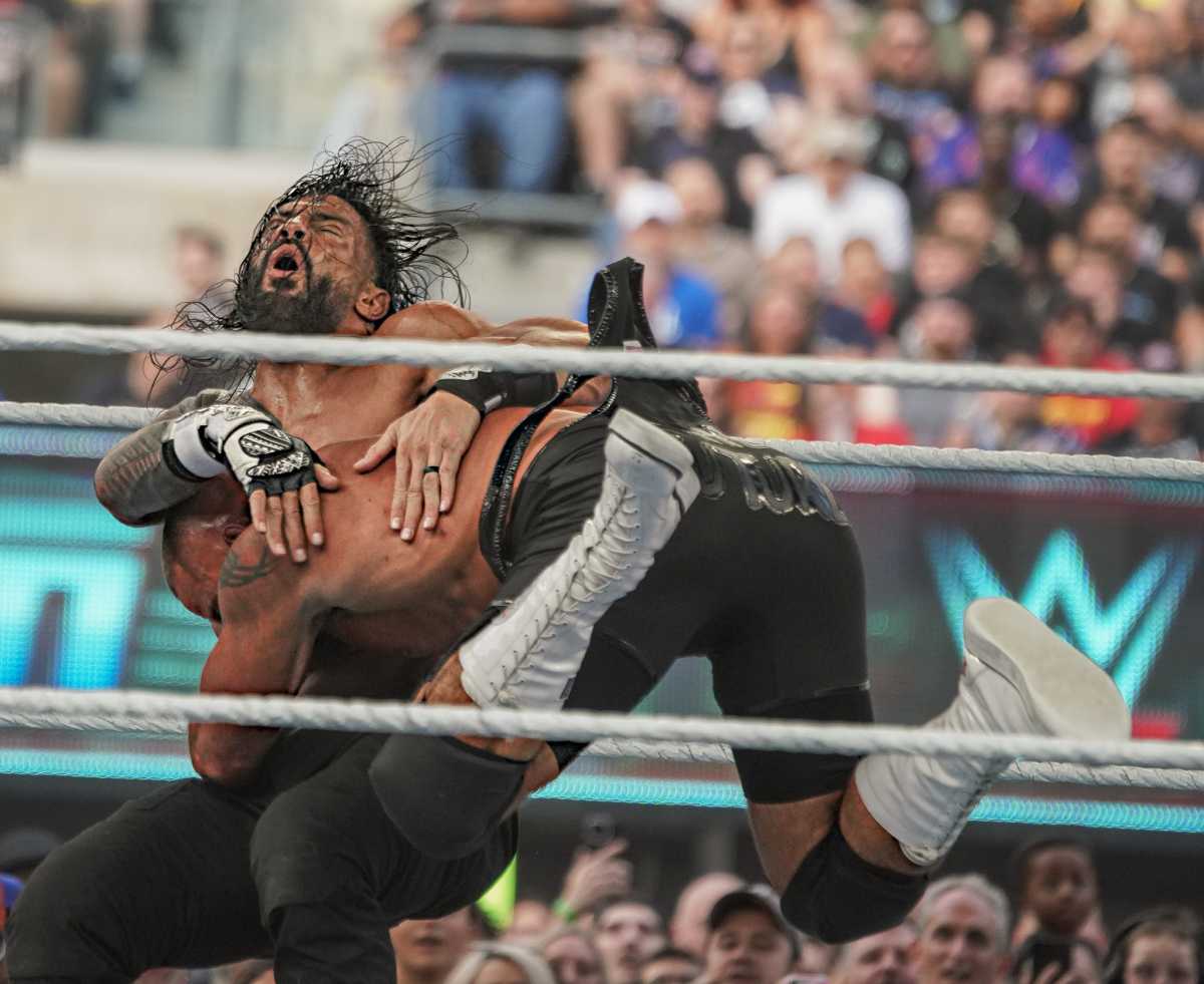 Thousands flood MetLife Stadium for first-ever two-night WWE SummerSlam