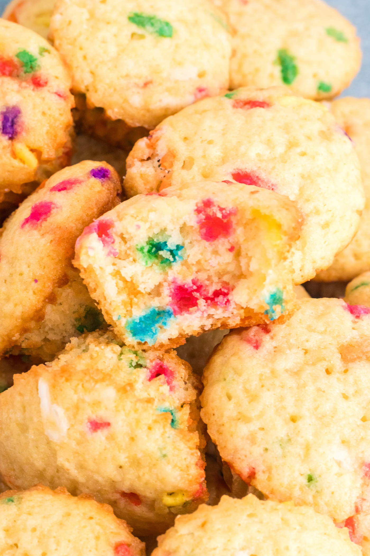 Mini Funfetti Muffins That Are Colorful and Delicious