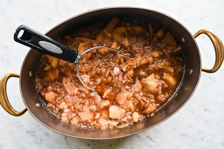 How to make hot apple cider from scratch (with real apples!)