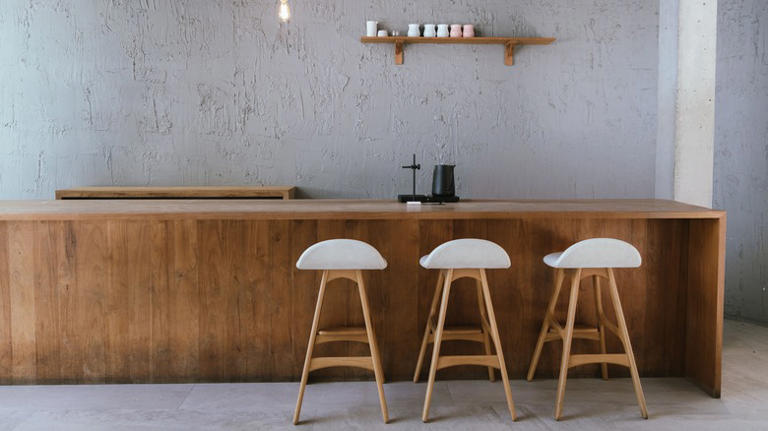 What To Consider When Creating A Home Bar So The Booze Flows With Ease