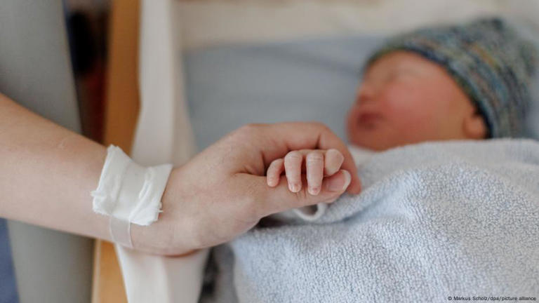 Why the birth rate in Germany continues to nosedive