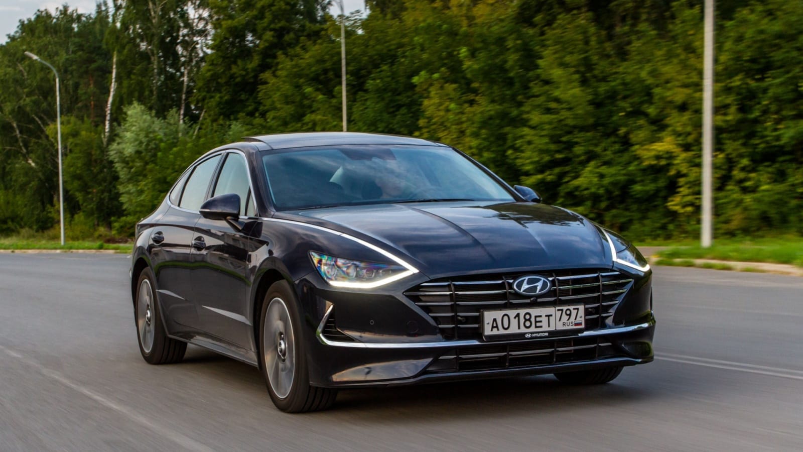 12 Ordinary Cars That Became Extraordinary for Their Dependability