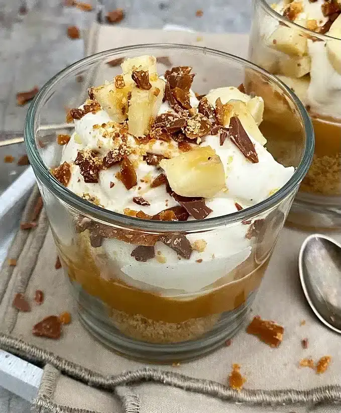 This Banoffee in a Glass Is the 5-Minute Dessert Everyone Needs to Try ...