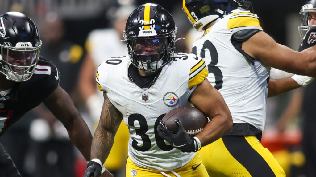 Steelers' Running Back Battle Impacts Fantasy Football & Betting Markets