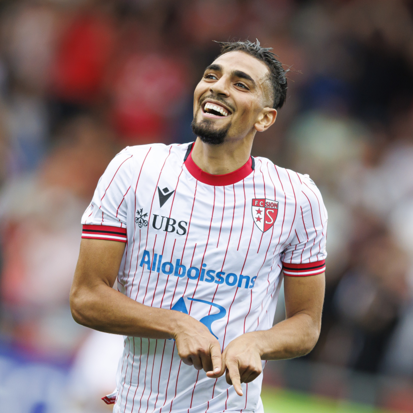 Sion s'impose sans trembler et prend la tête du championnat