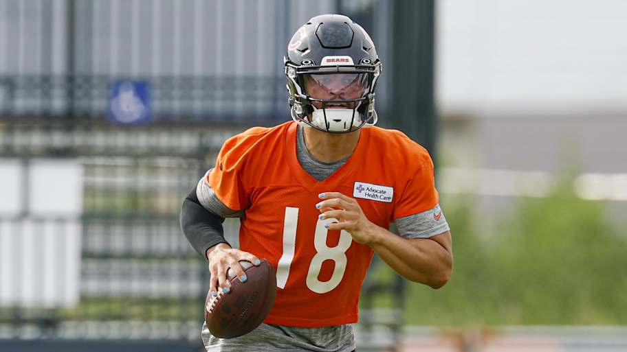 Caleb Williams Throws a Fit After Ugly Rep at Bears Practice