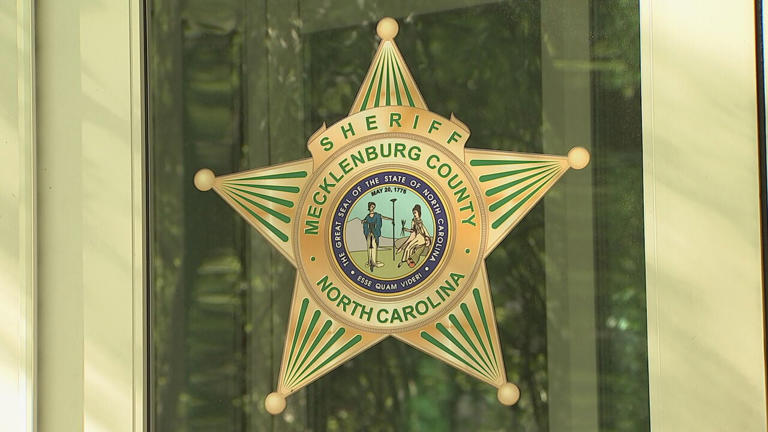 Rodney Collins announces run for Mecklenburg County sheriff