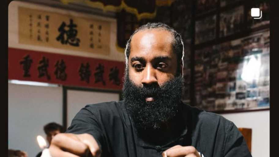Extremely fat James Harden is completely fake, and here’s the proof